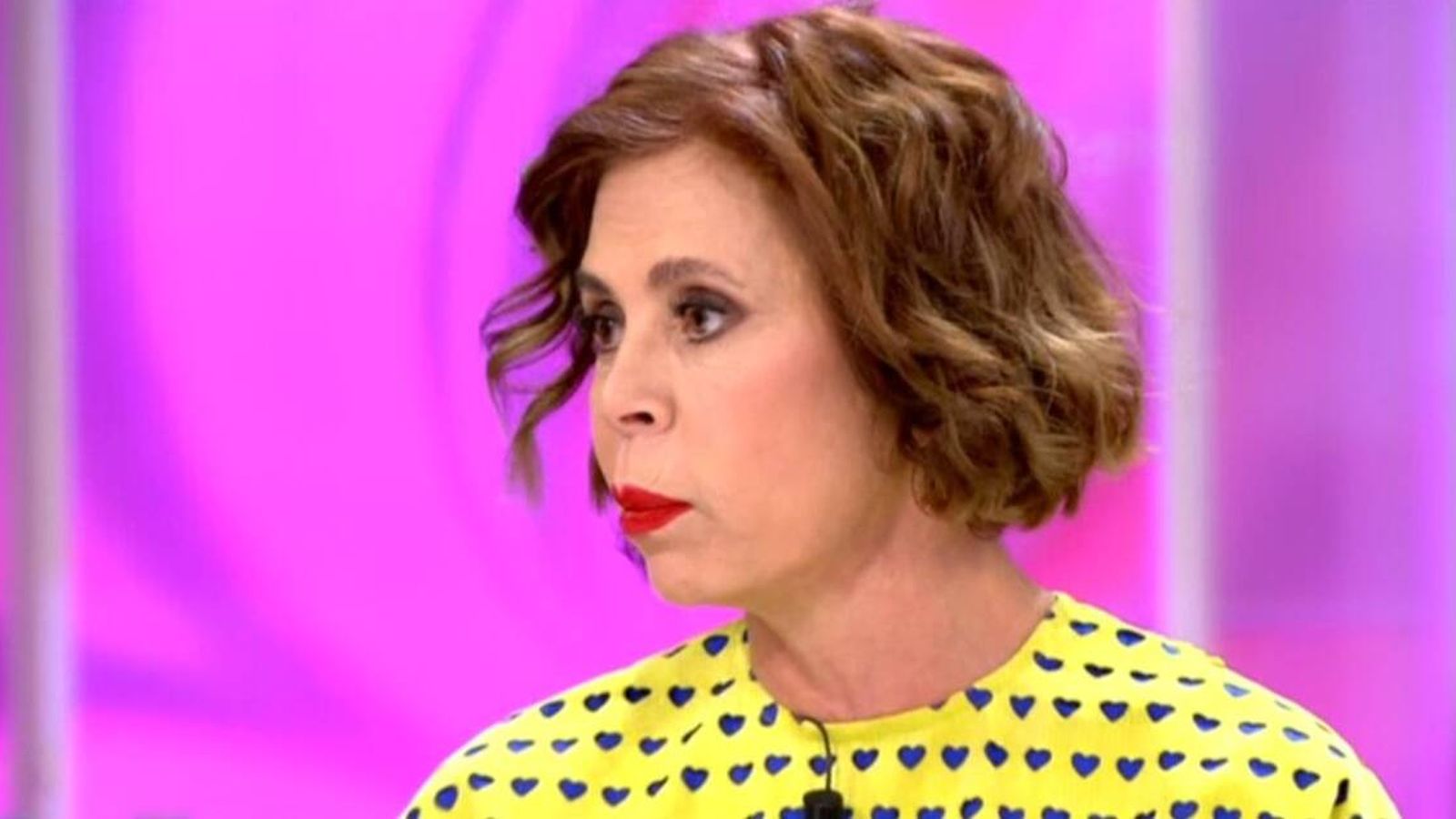 El corte de Marta López a Agatha Ruiz de la Prada, muy incómoda por su ...