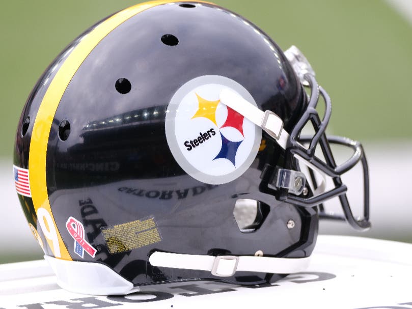Steelers Linked To Surprising Starting QB Candidate