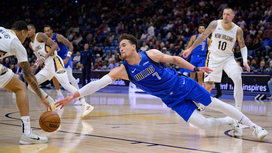 Mavericks' center depth disaster on the verge of a much-needed shakeup