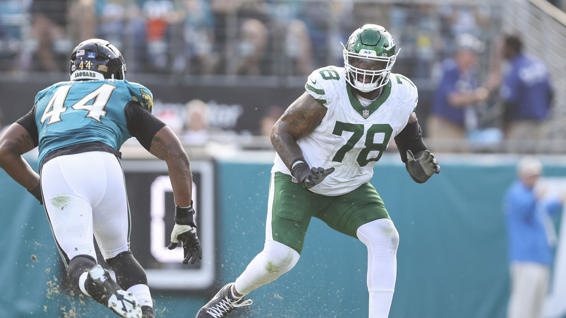 Report: Jets Right tackle Morgan Moses is not expected to return