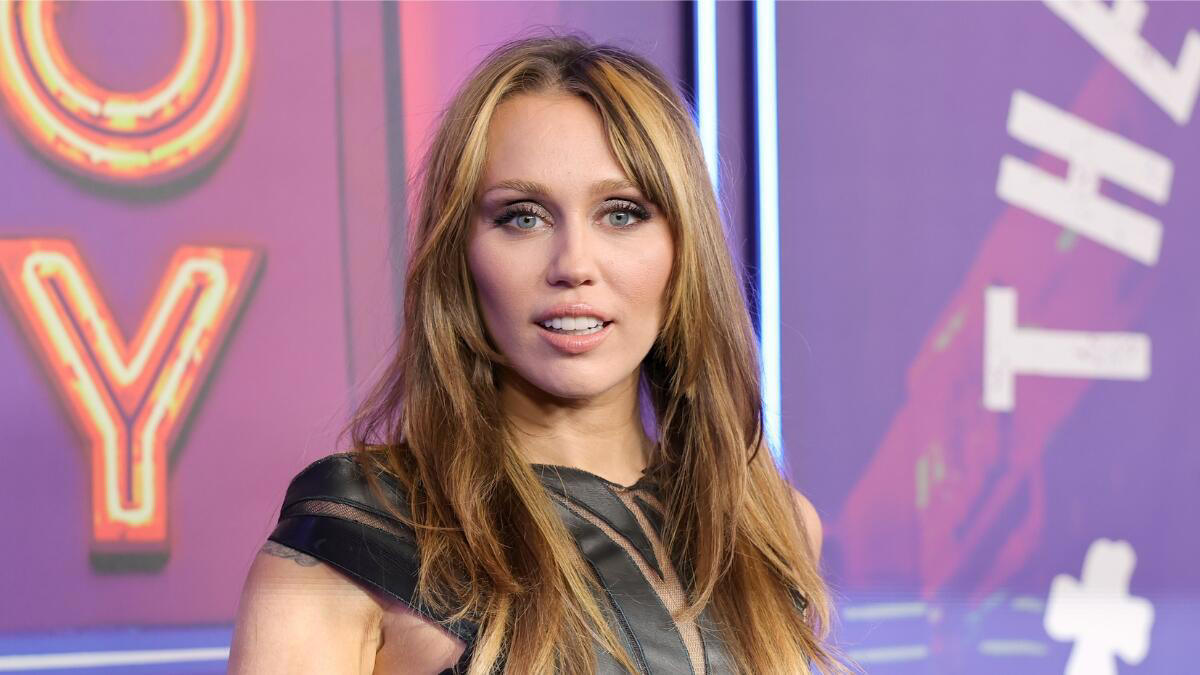 Miley Cyrus Responds To Backlash Over 'SNL50' Tribute: 'Quite Comical' Miley Cyrus Responds To Backlash Over 'SNL50' Tribute: 'Quite Comical'