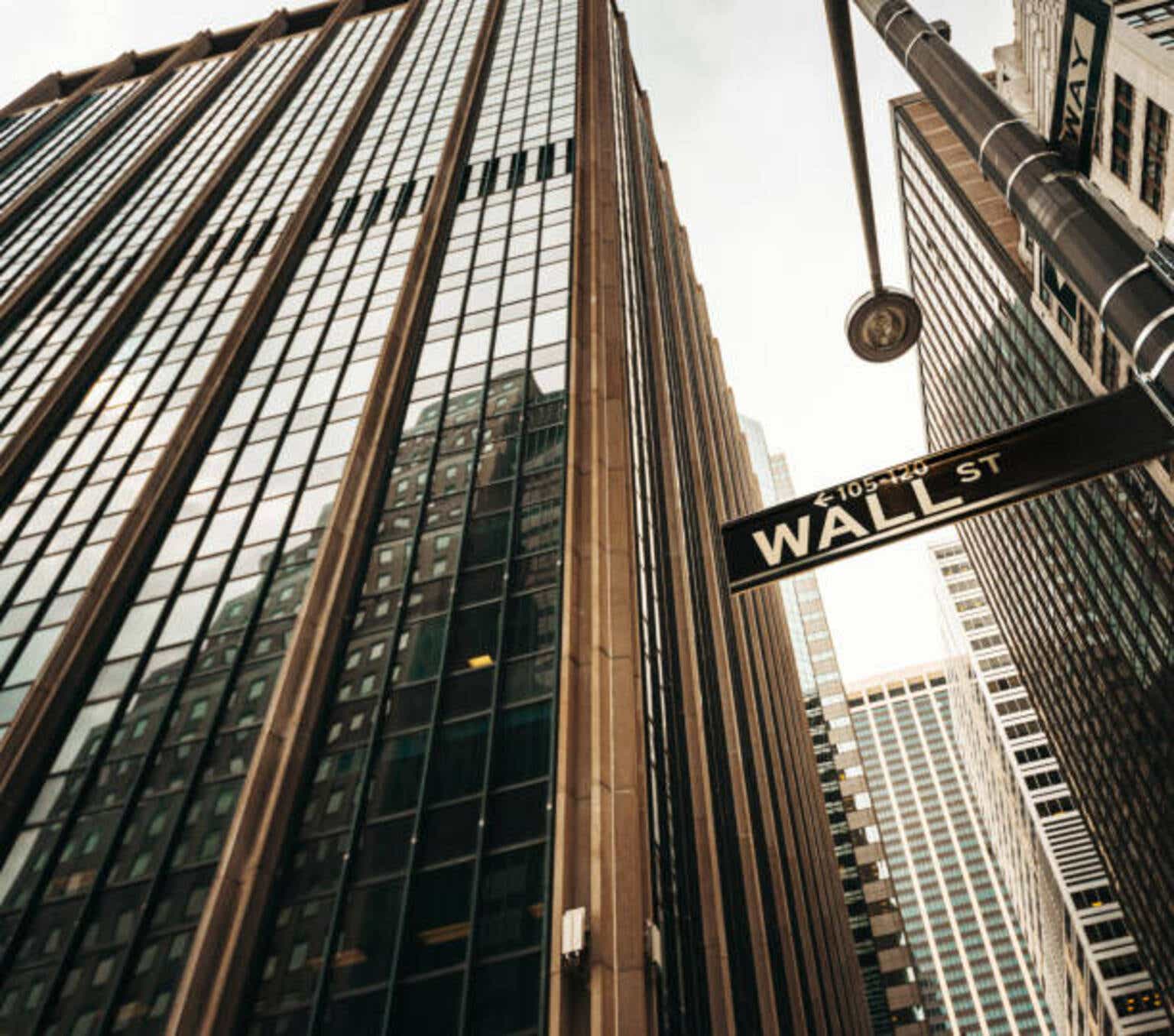 Apollo warns US risks overheating in 2026 as growth tailwinds multiply