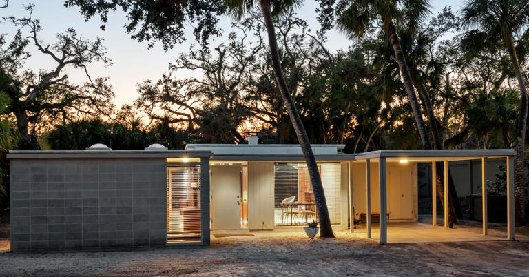 Home designed by renowned Sarasota School architect on the market for ...