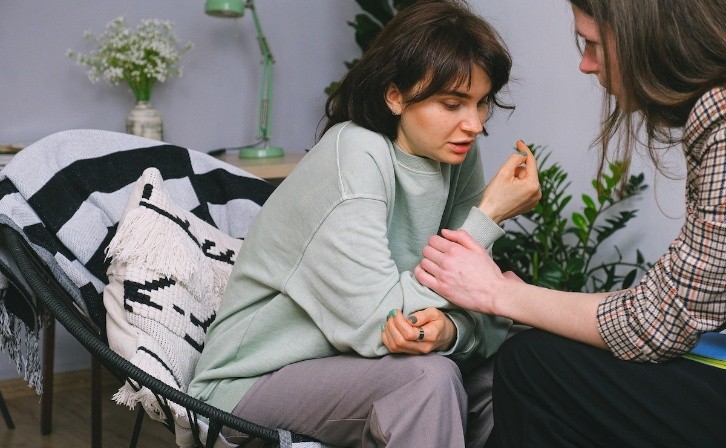 Phrases to Cheer Up Someone Stressed and Anxious During a Crisis