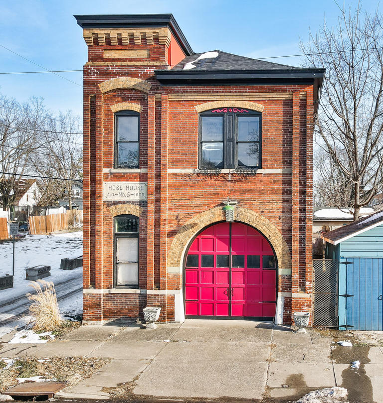 Historical firehouse in Ohio hits market for $100K; numerous possibilities
