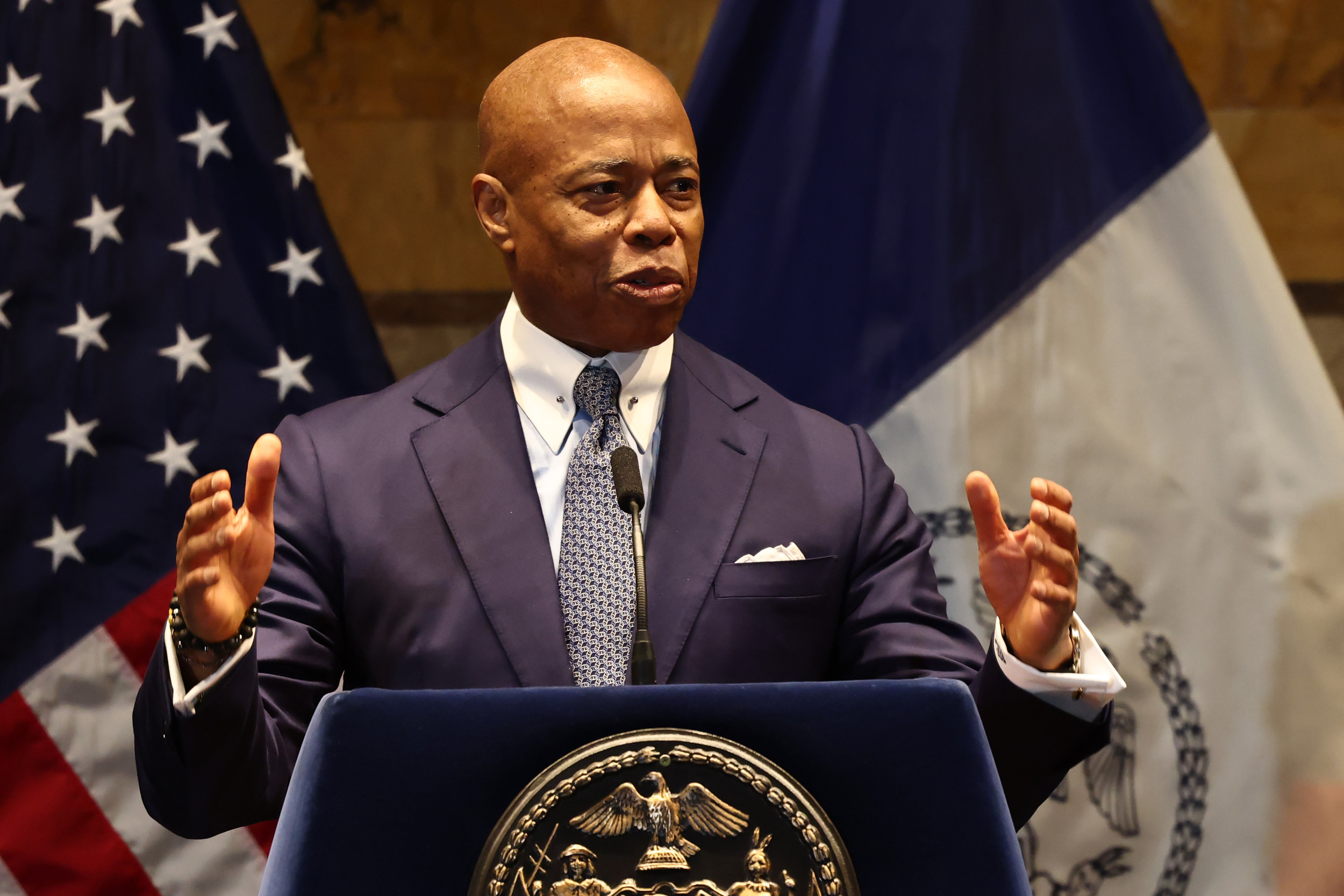 Judge Orders Eric Adams, DOJ to Court Over Bribery Case Dismissal