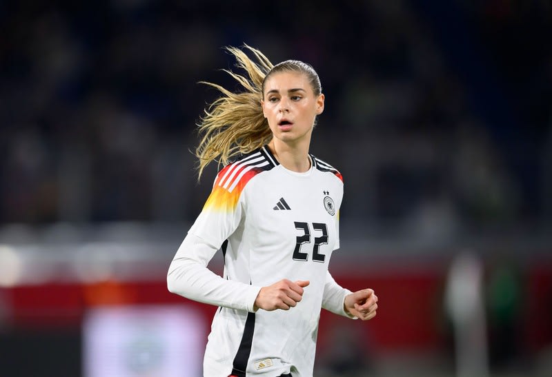 Jule Brand: Freund, Gehalt und Geschwister – das musst du über die ...