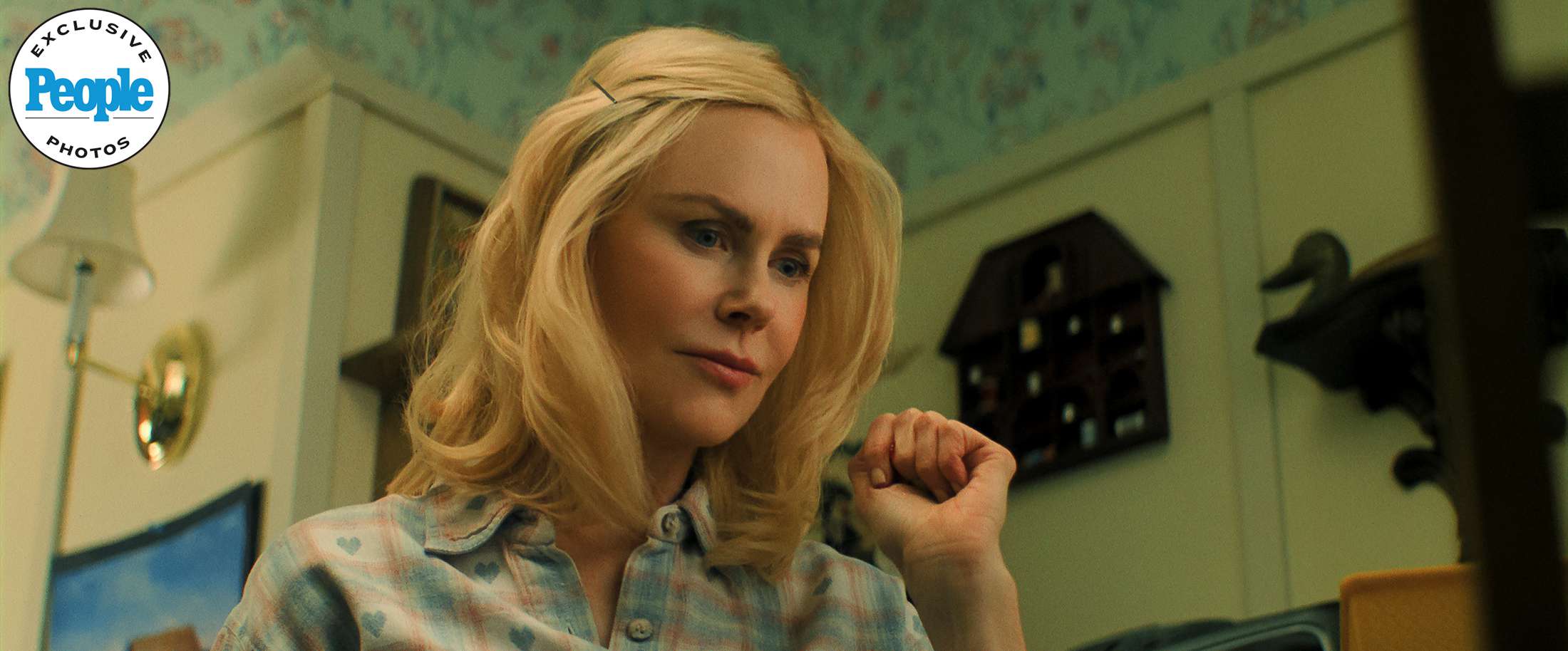 Nicole Kidman Unravels a 'Twisted Tale' in First Look at “Holland” from ...