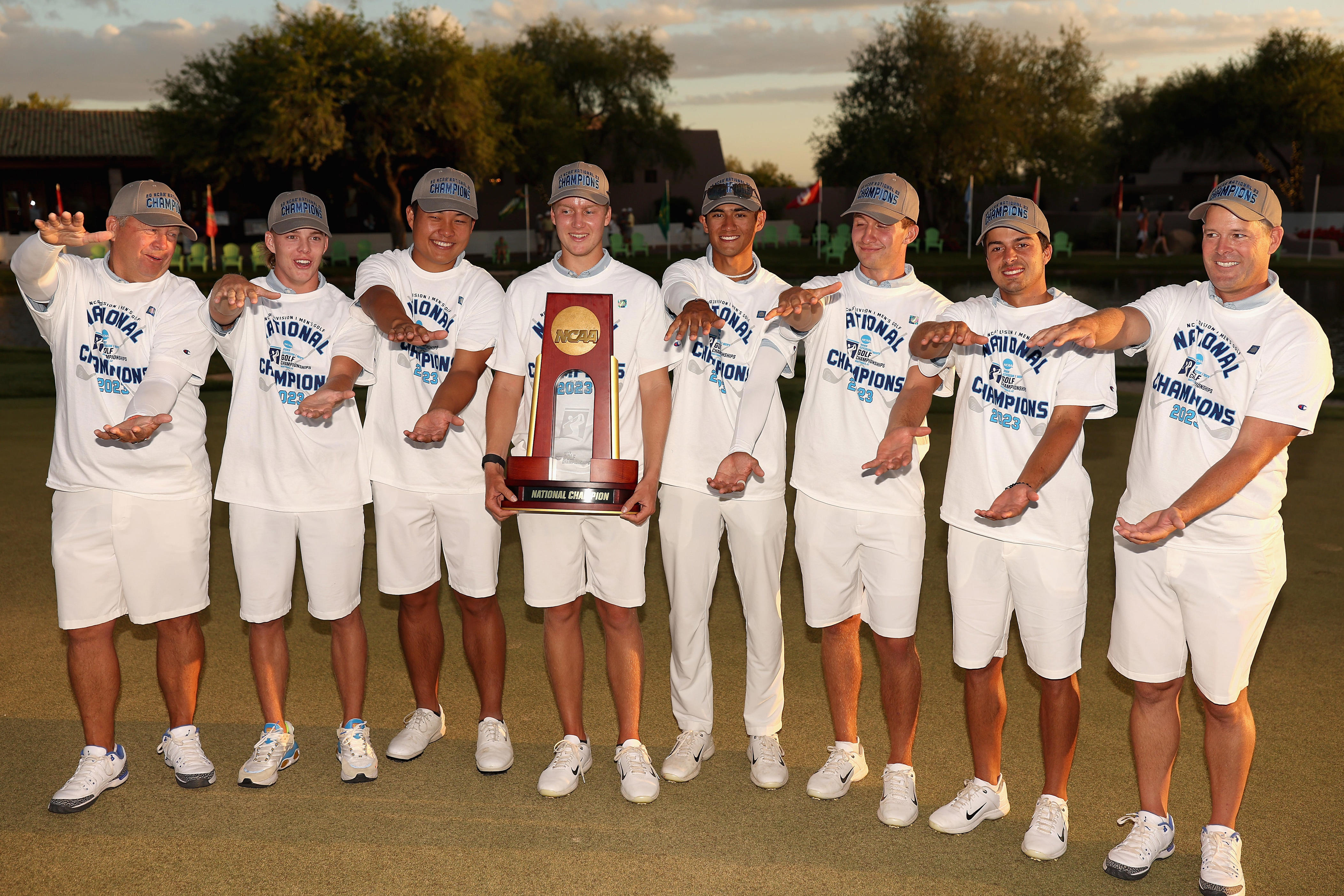 Which school has the most NCAA men’s golf team championships?