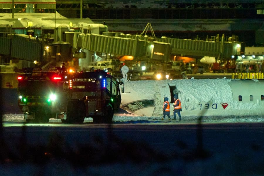 Survivors of Delta plane crash describe ‘hanging like bats’ and chaos ...