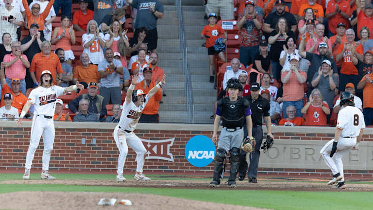 Oklahoma State Falls to 1-2 Following 12-8 Loss to Texas