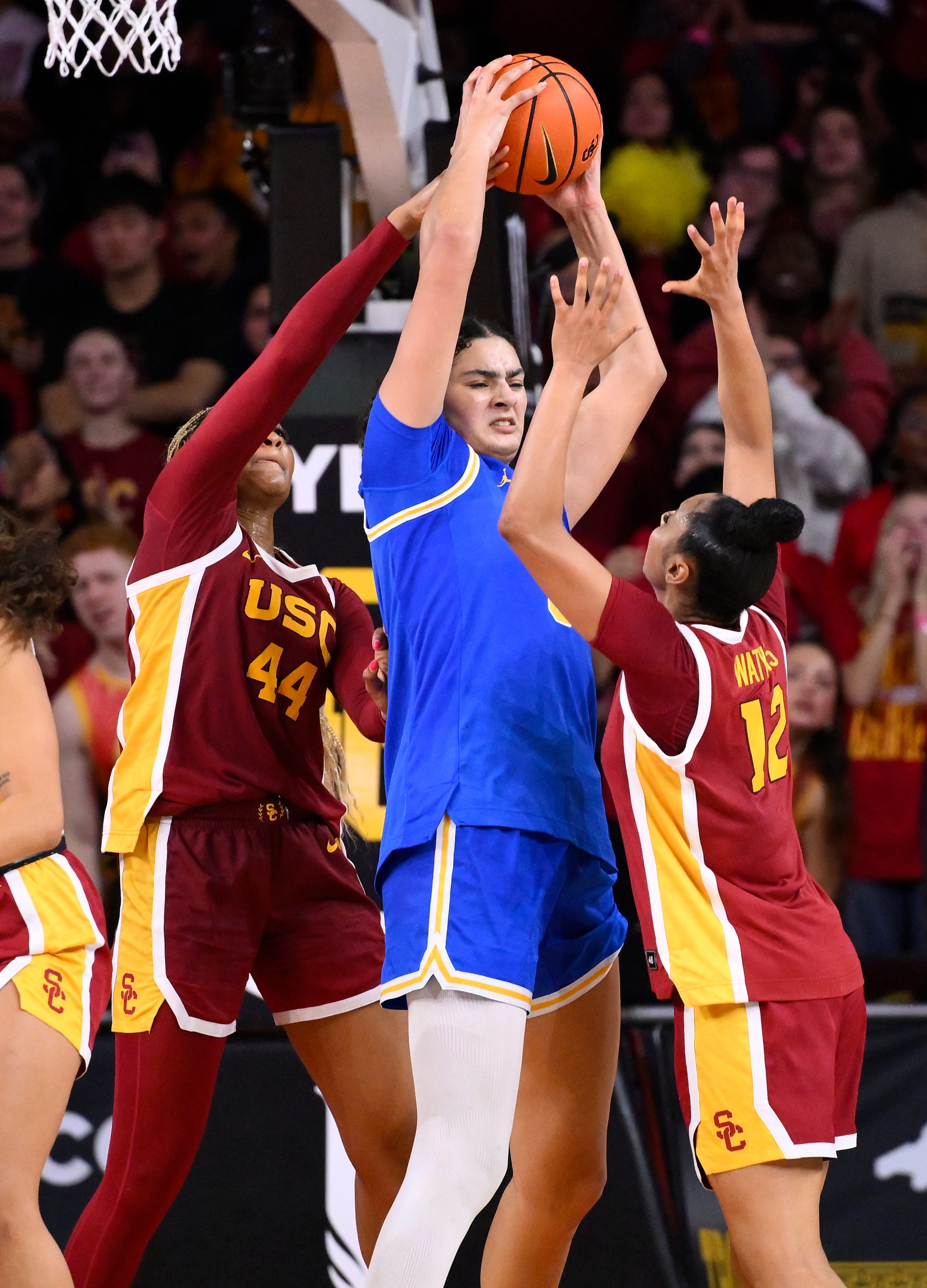 UCLA must take care of business against JuJu Watkins-less Trojans