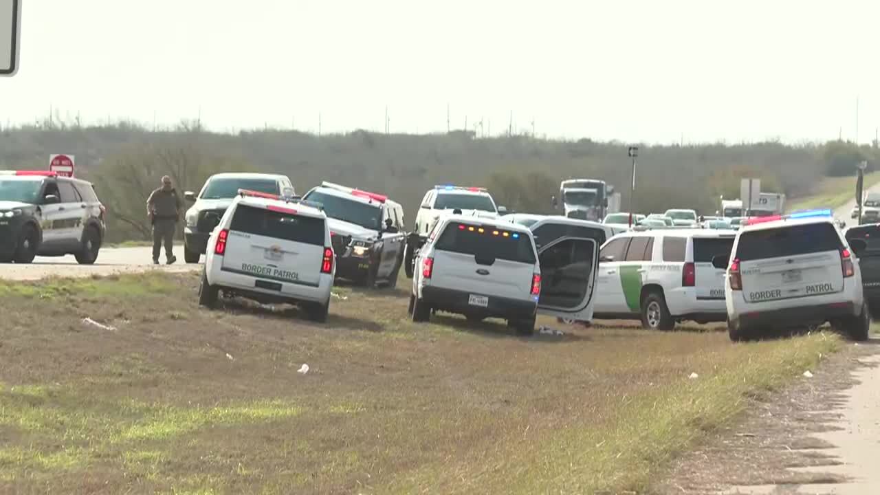 Lane reopens after emergency at Webb-Zapata County line