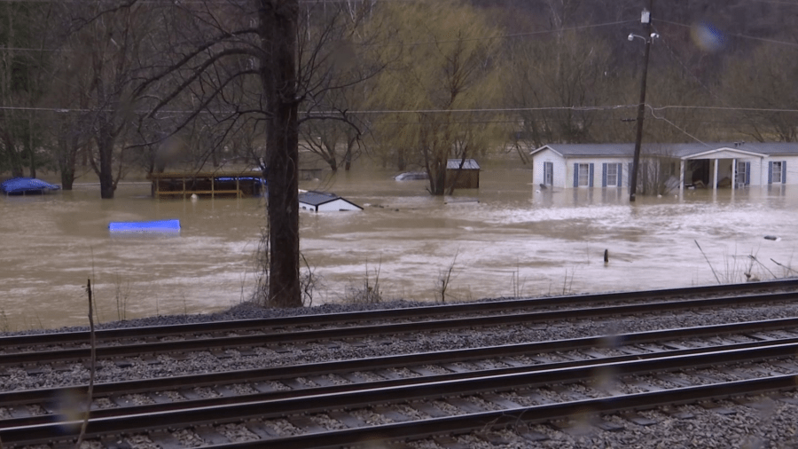 3 confirmed dead in West Virginia flooding