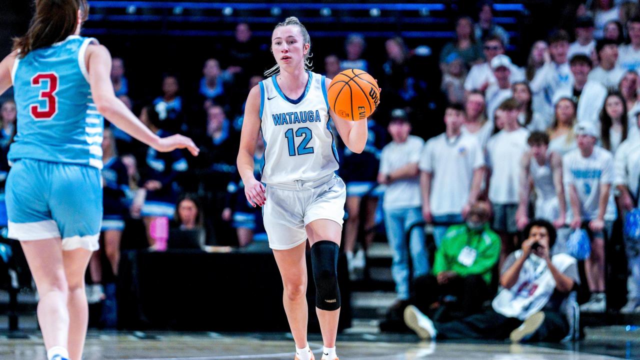 'The best kind of best player': How triple-double queen Kate Sears is ...