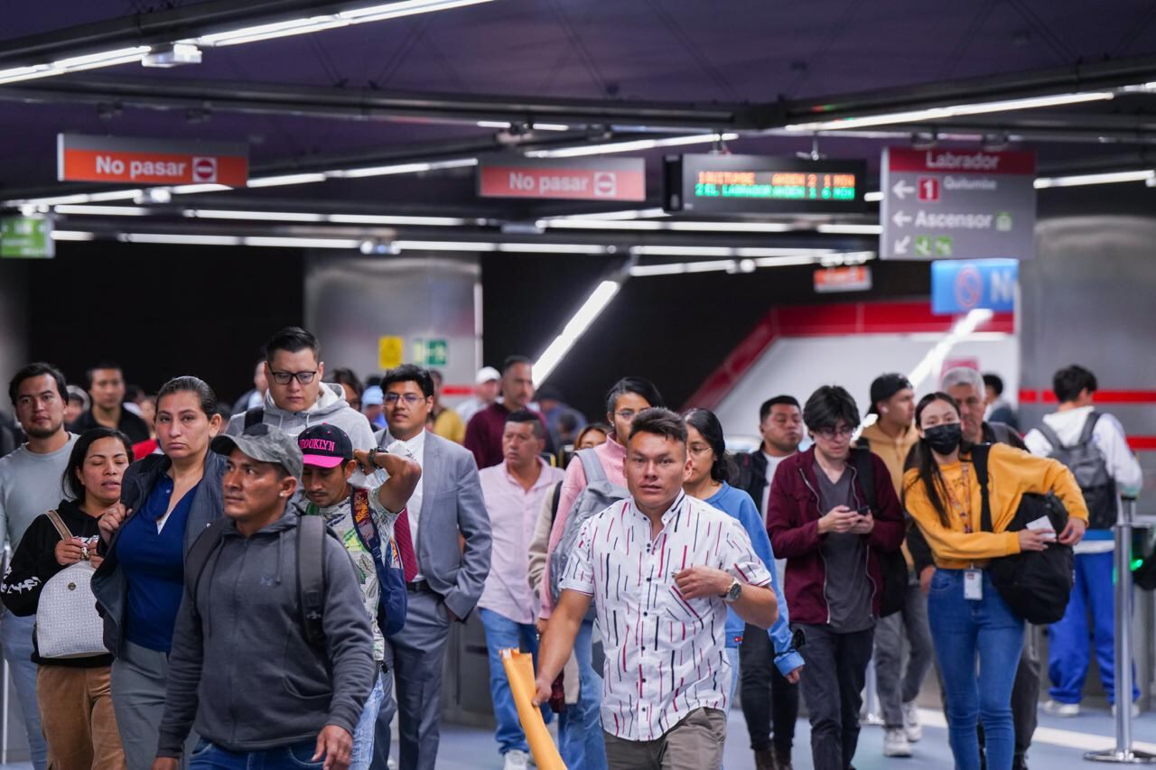 Multas económicas por incumplir las normas del Metro de Quito