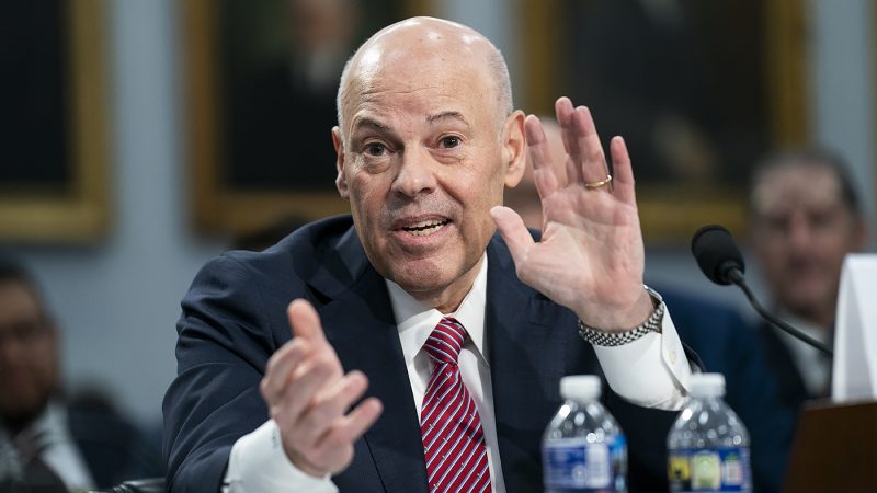 Postmaster General Louis DeJoy to step down, asks for replacement