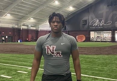 2026 four-star offensive tackle Emanuel Tucker commits to Mississippi State