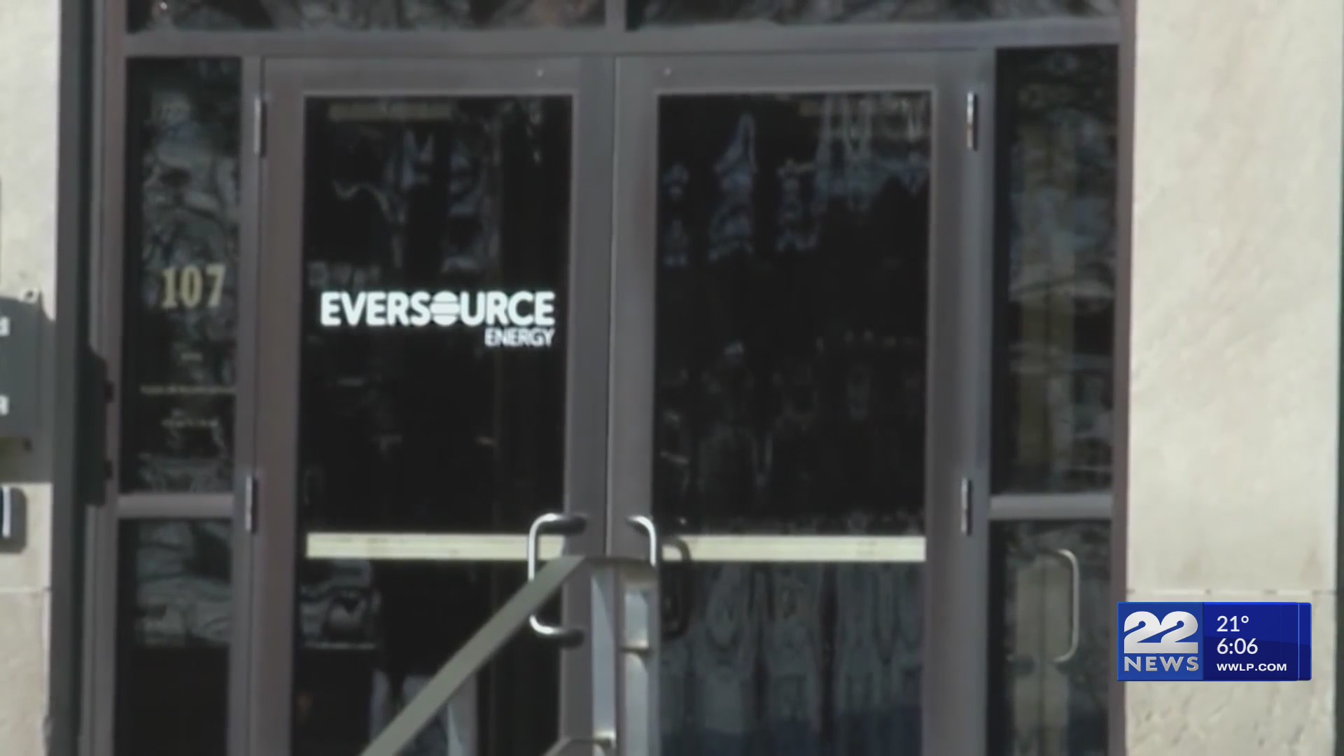 Healey, Oliveira join calls to reexamine gas bill prices