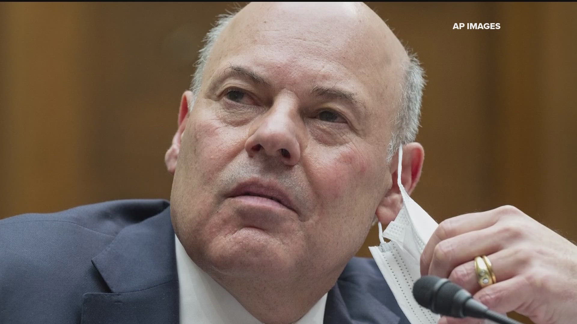 Postmaster General Louis DeJoy announces intent to step down