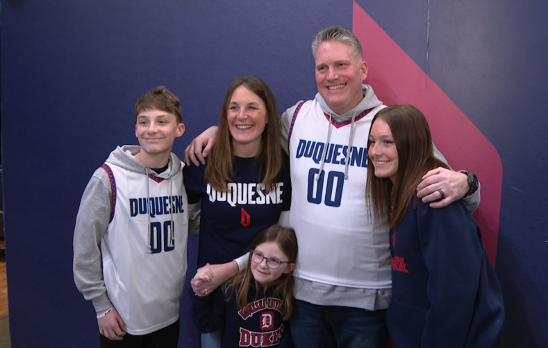 Dead for 90 seconds: Duquesne basketball medical staff saves father of ...