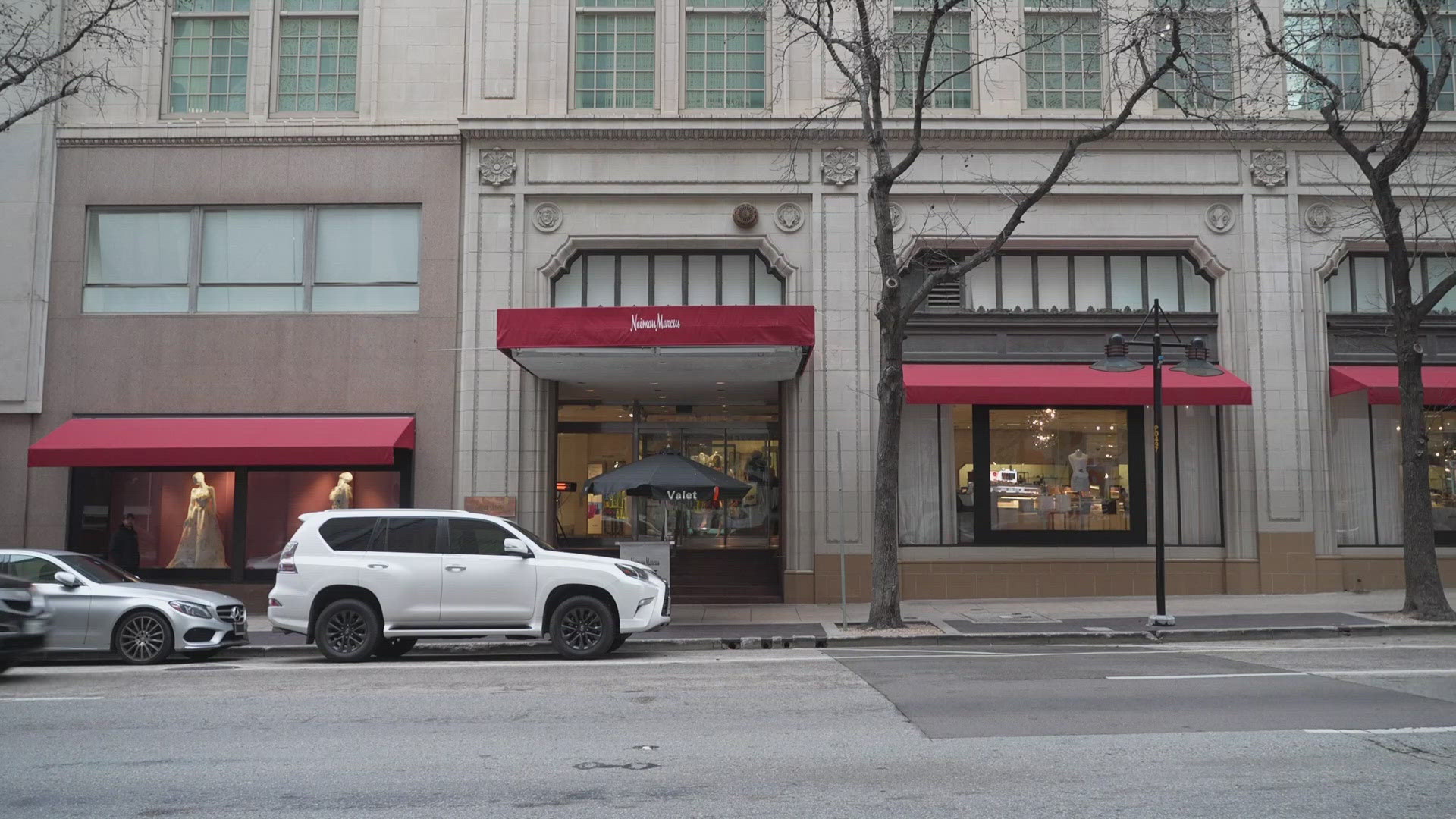 The iconic downtown Dallas Neiman Marcus store is shutting down after ...