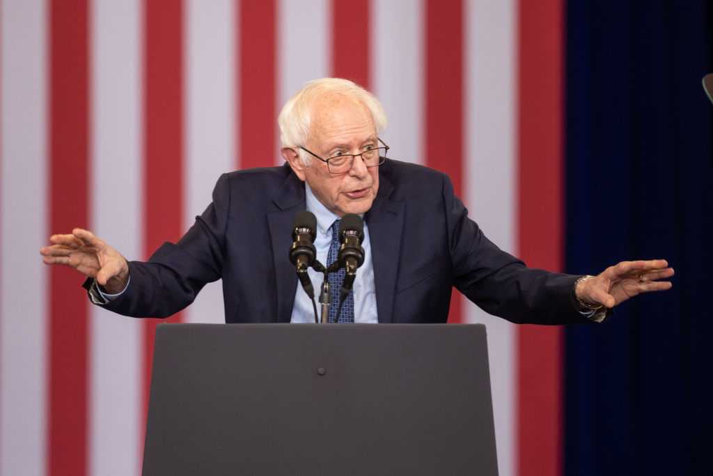 U.S. Sen. Bernie Sanders kicks off national tour in Omaha, featuring ...