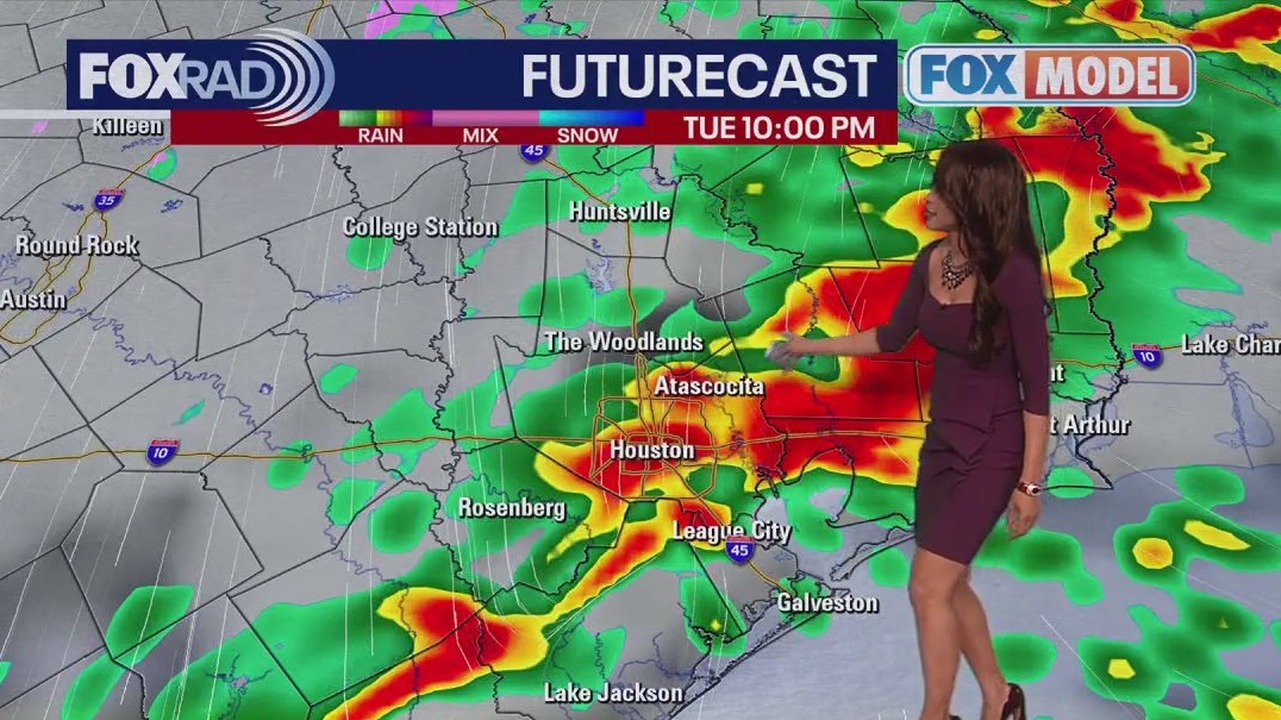 Houston weather: Rainy night Tuesday, cold expected Wednesday