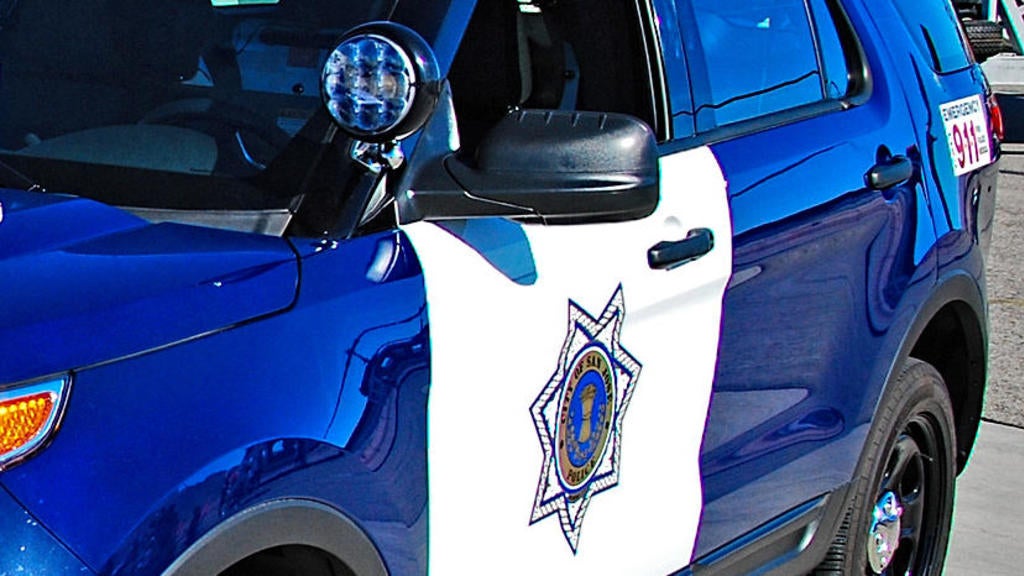 Multiple-vehicle crash in San Jose shuts down Almaden Expressway