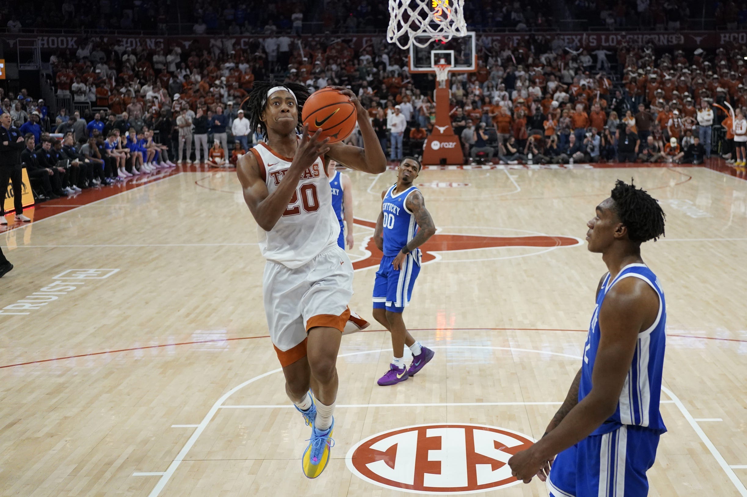 Via Phoenix pick, ESPN’s 2025 NBA mock draft projects Texas guard Tre ...