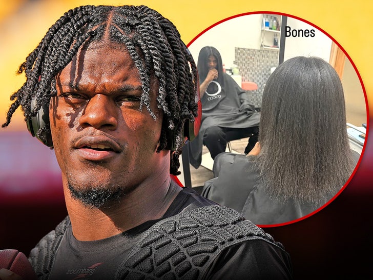 Lamar Jackson Shows Off Shoulder-Length Hair After Taking Out Braids