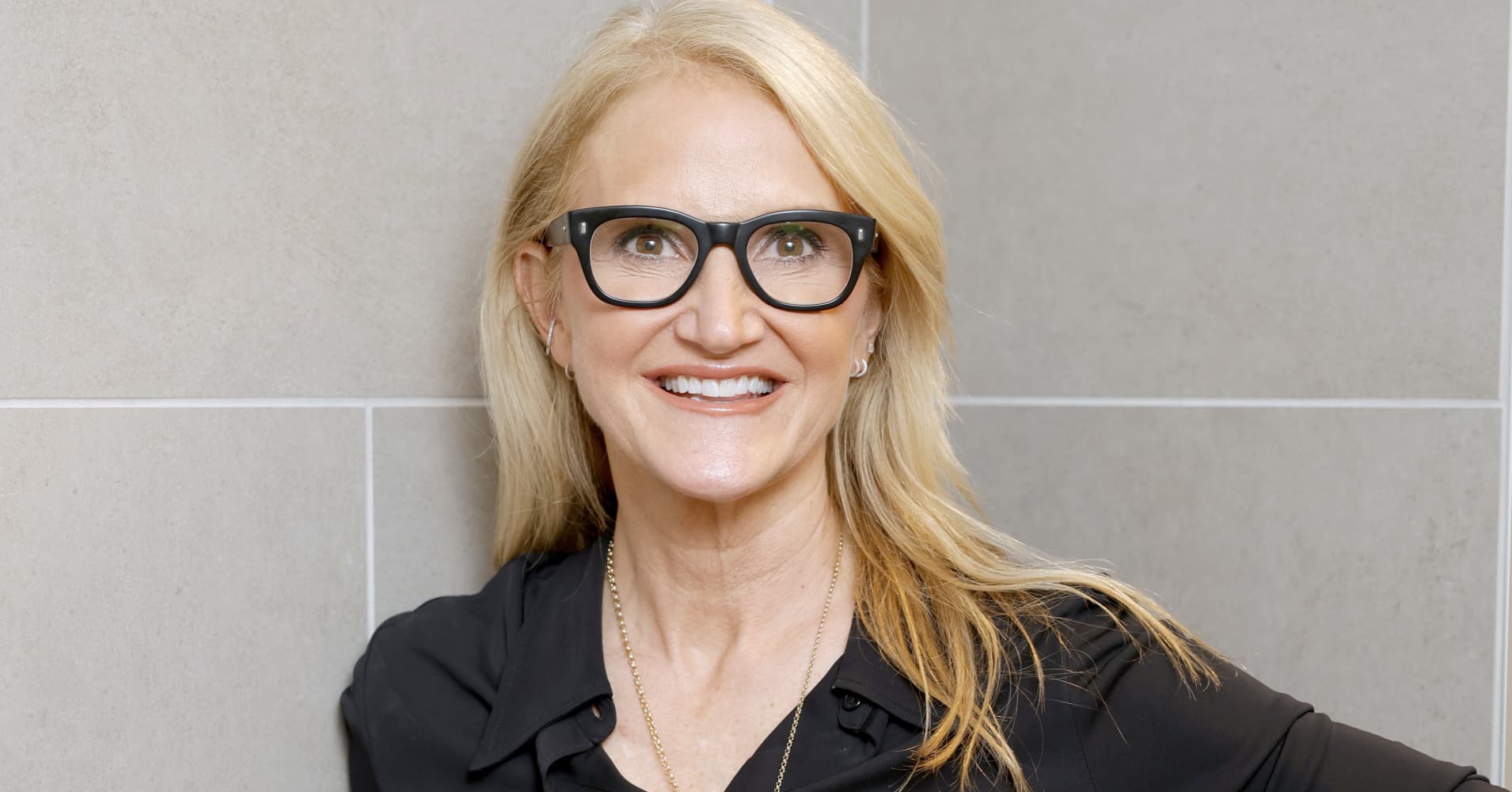 Want to turn off the TV and pick up a book? This 5-second-rule will ...