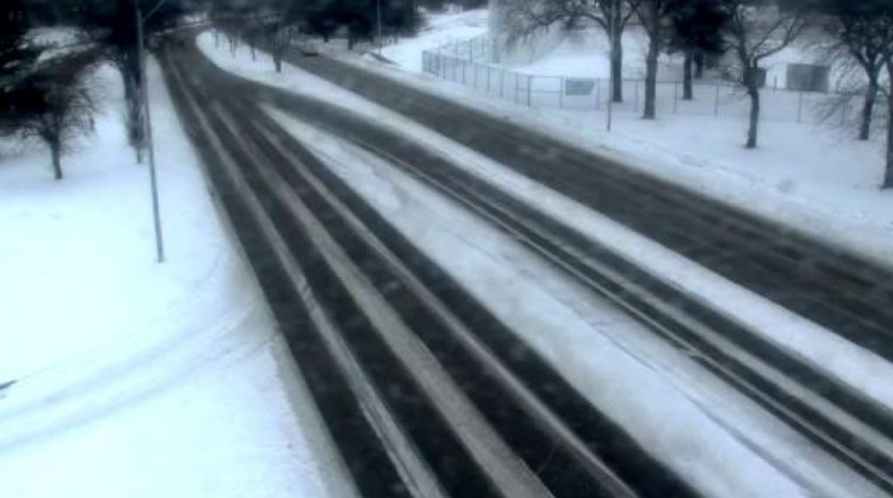 Snow emergency, parking bans remain in effect Tuesday for city of Lincoln