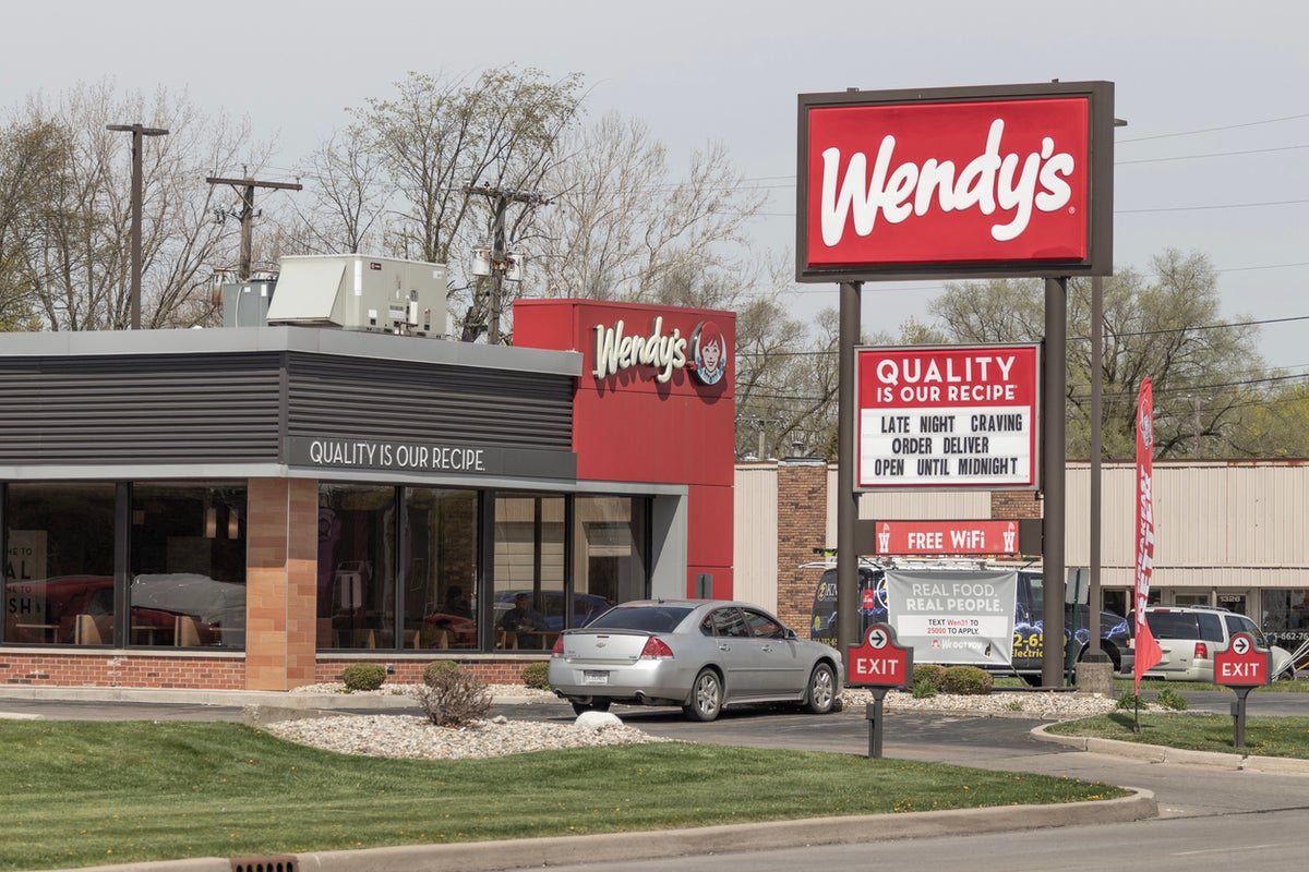 Wendy’s customers bitter over ‘garbage’ decision to employ AI bots ...