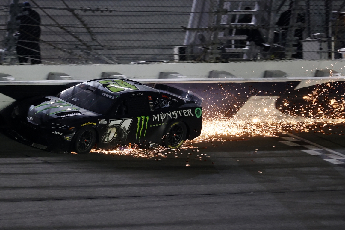 Epic photos capture fiery crashes at the 2025 Daytona 500