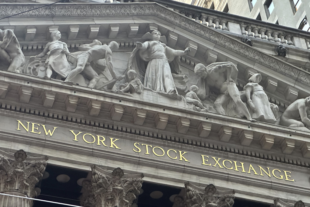 Stock market today: Wall Street rises to a record following a small ...