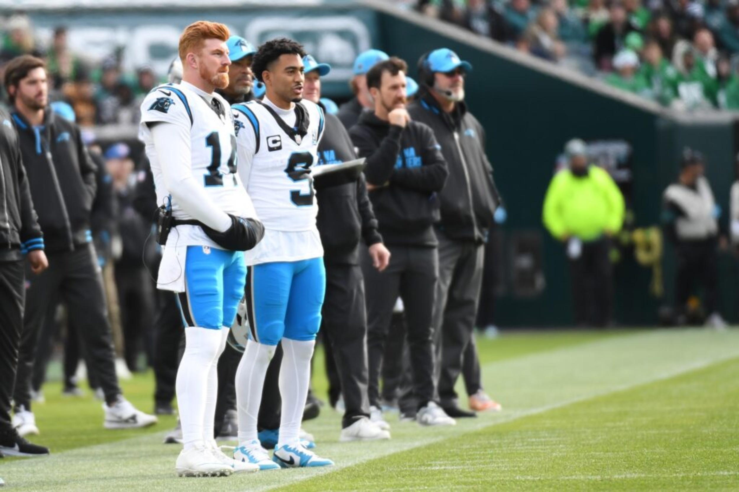 Panthers Extend 3-Time Pro Bowler