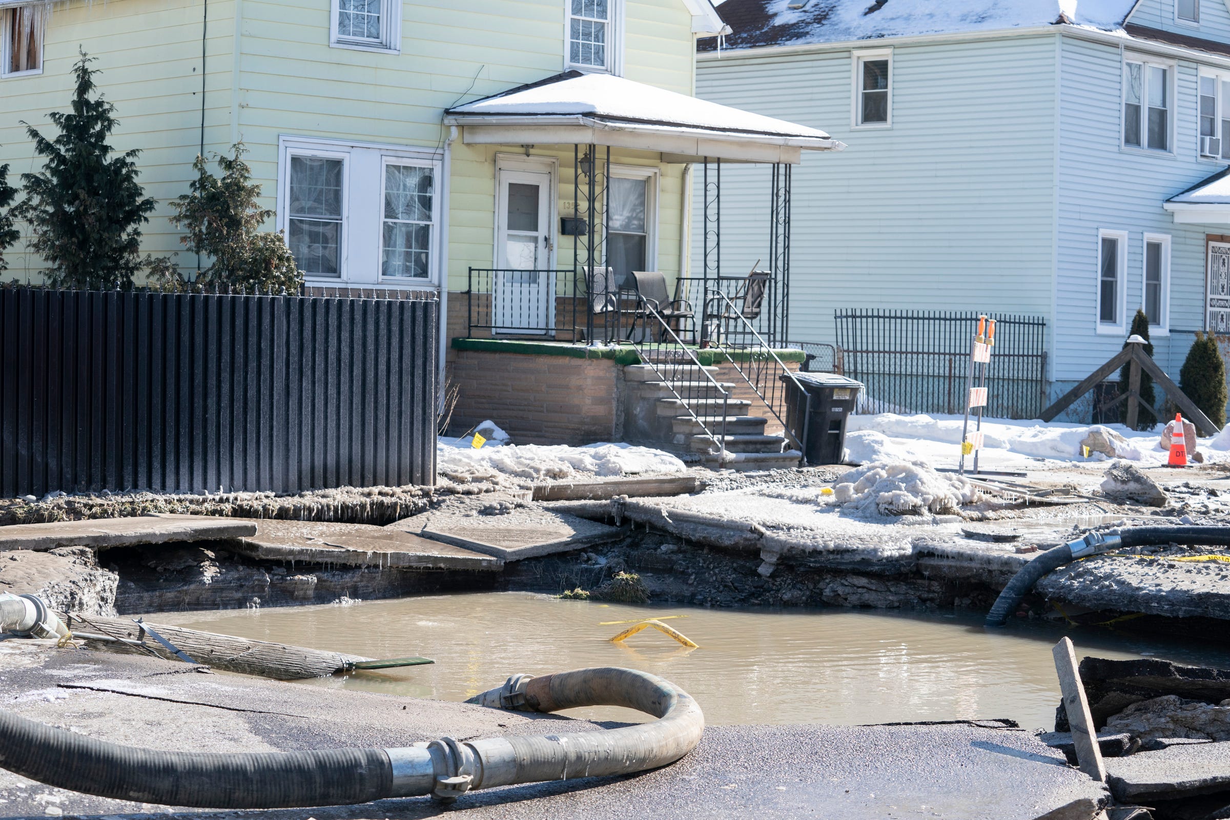 2nd, smaller water line break adds to crisis in southwest Detroit, more ...