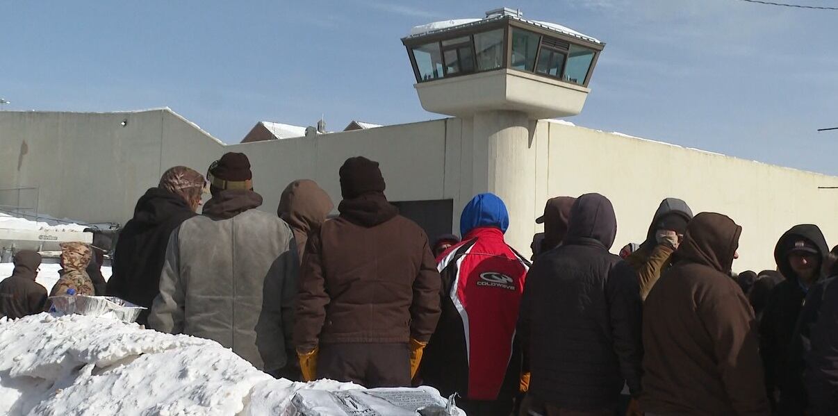 NY prison guard protests continue as deadline to return to work passes