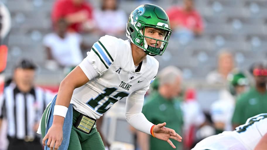 Here's How a Tulane Quarterback Ended Up in Montlake