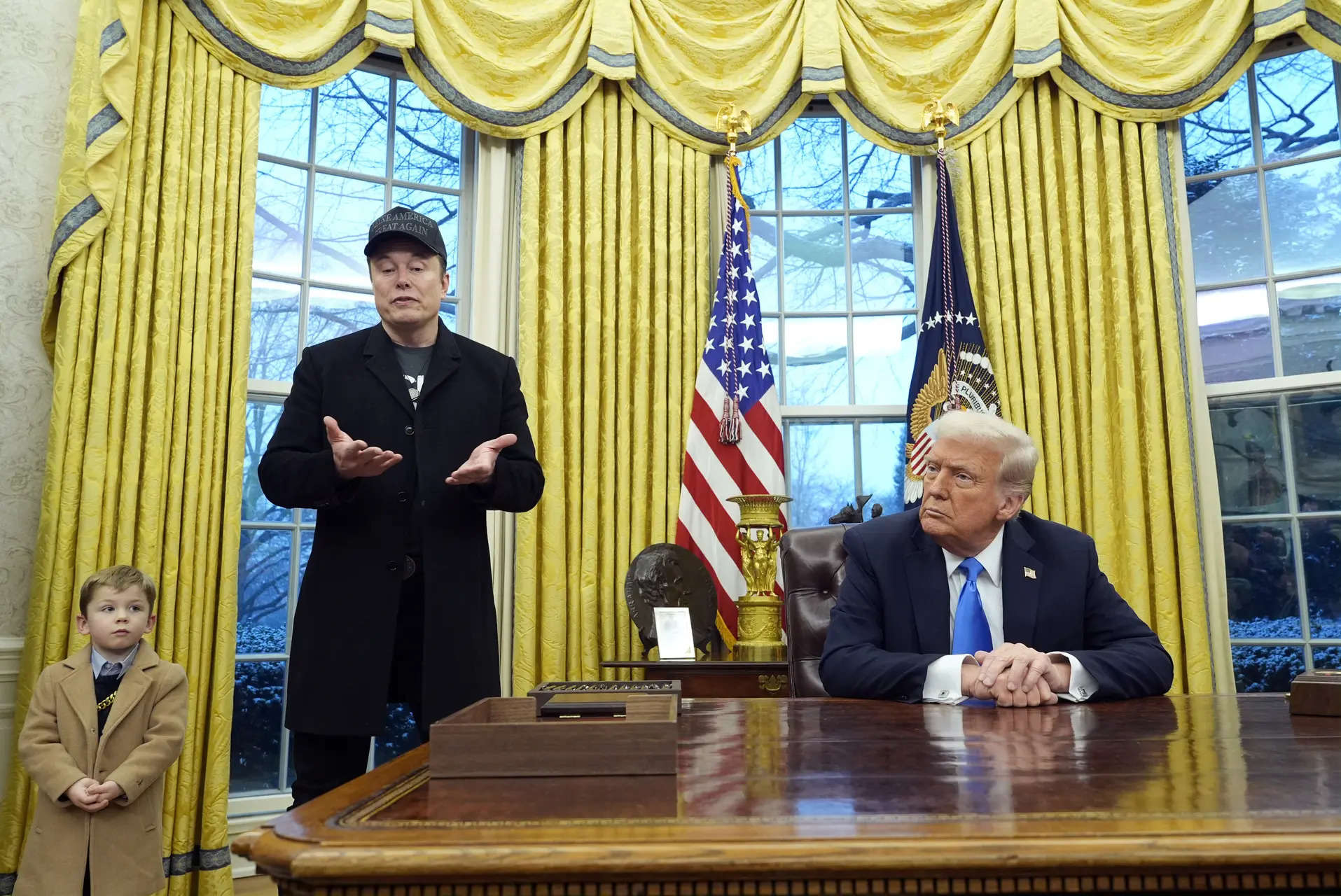 Elon Musk at DOGE: The boss or just Trump's advisor? White House sets ...