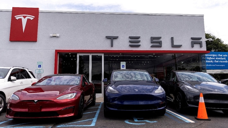 Tesla picks showroom locations in Delhi and Mumbai, prepares for India ...