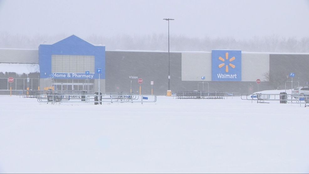 After heavy snow, Central Square Walmart reopens