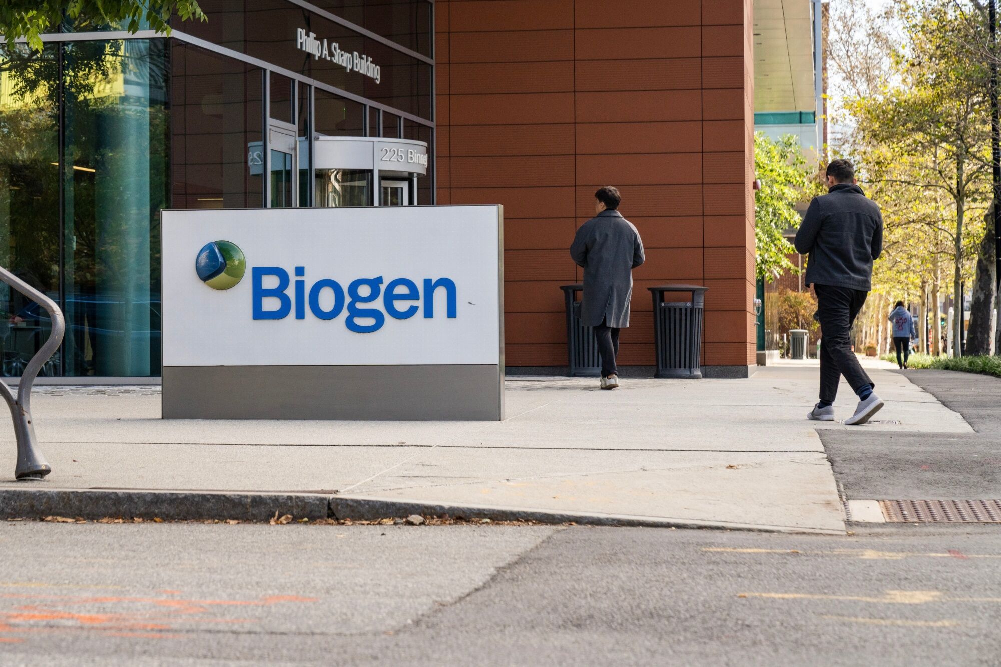 Biogen Bets Up to $550 Million for Rights to Epilepsy Drug
