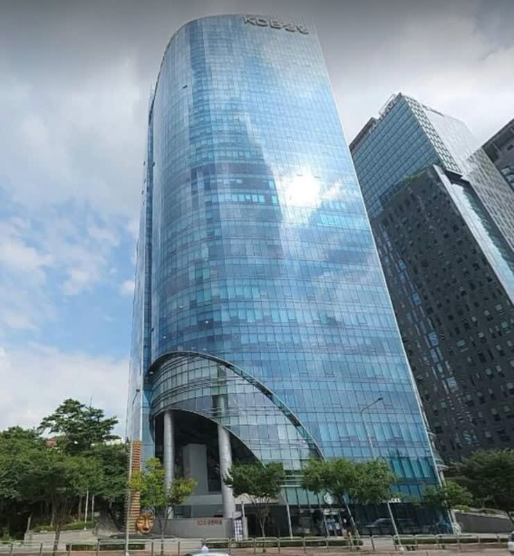 CJ올리브영, KDB생명타워 새주인 된다… 6800억원에 인수