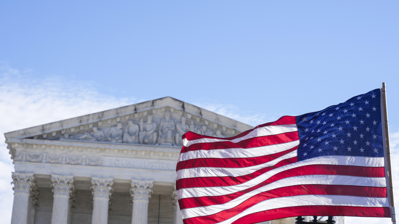 Το Ανώτατο Δικαστήριο των ΗΠΑ επικύρωσε τον νέο εκλογικό χάρτη στο ...