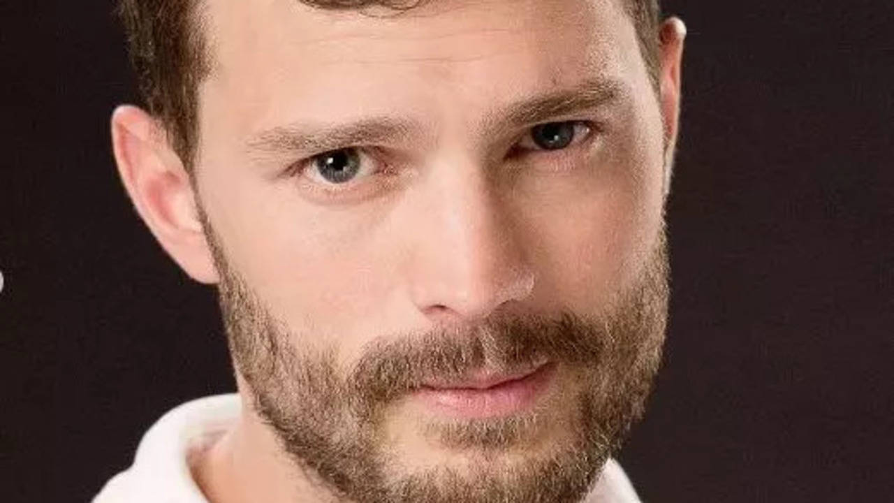 Young Woman Suffers Allergy To Water, Breaks Out In Hives and Swelling ...