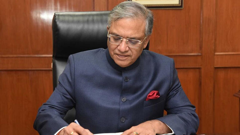 Gyanesh Kumar takes charge as CEC amid Congress protest; Supreme Court ... Gyanesh Kumar takes charge as CEC amid Congress protest; Supreme Court ...
