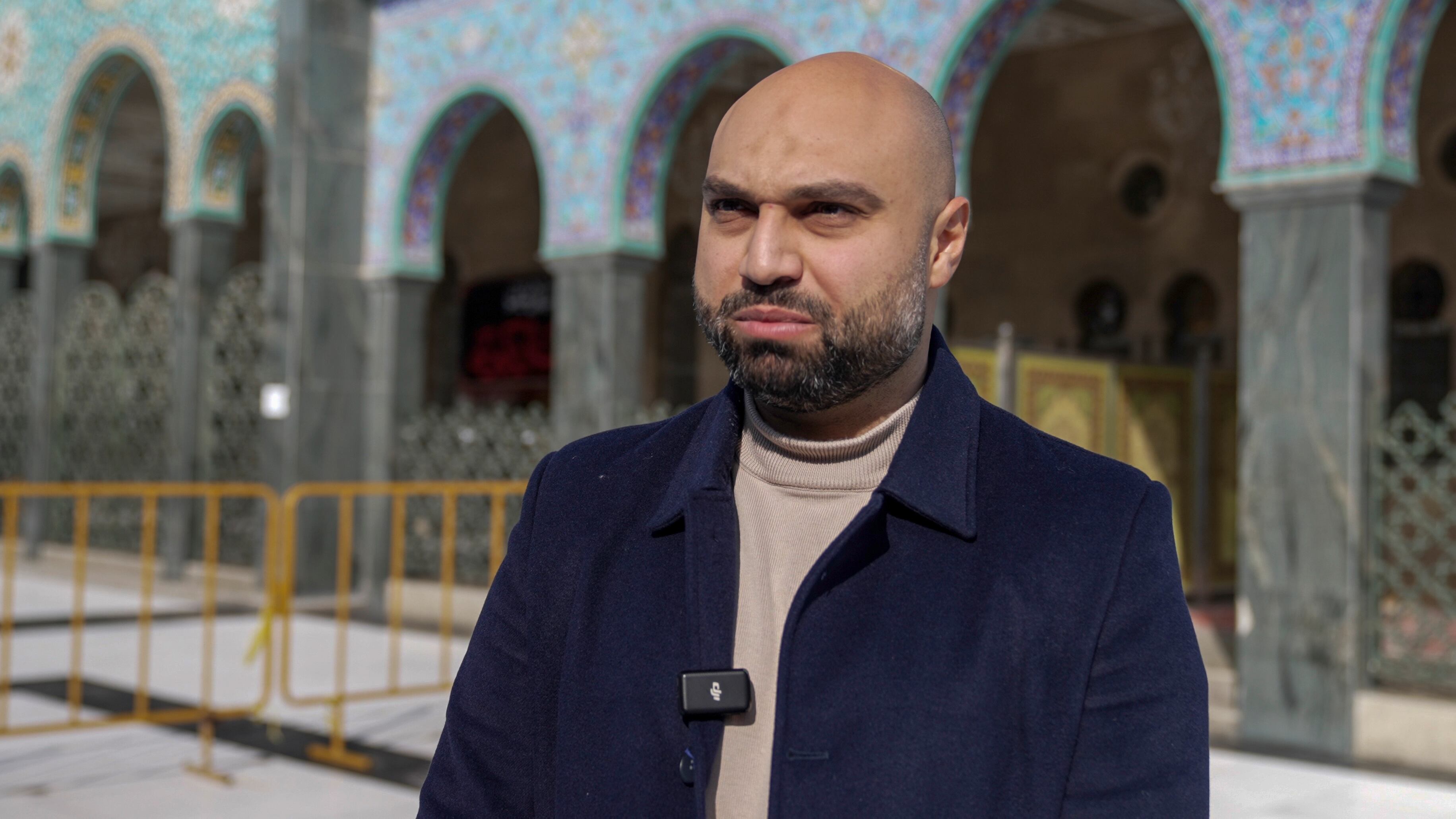 The two lives of Syria's Sayyida Zaynab suburb