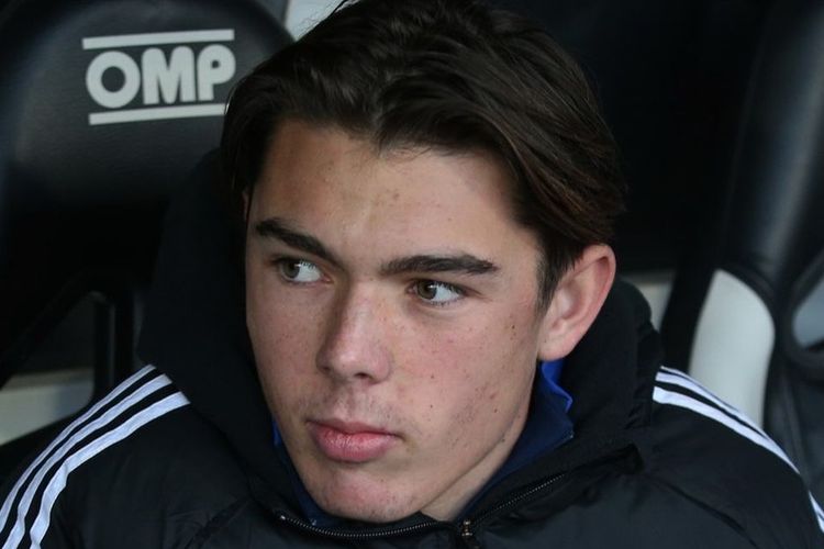 Bukan Timnas Italia, Anak Legenda Hidup Gianluigi Buffon Ambil ...